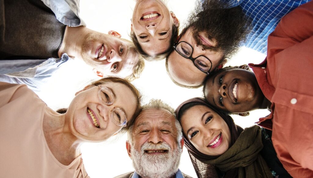 15 Times Poor People Are Happier Than the Rich